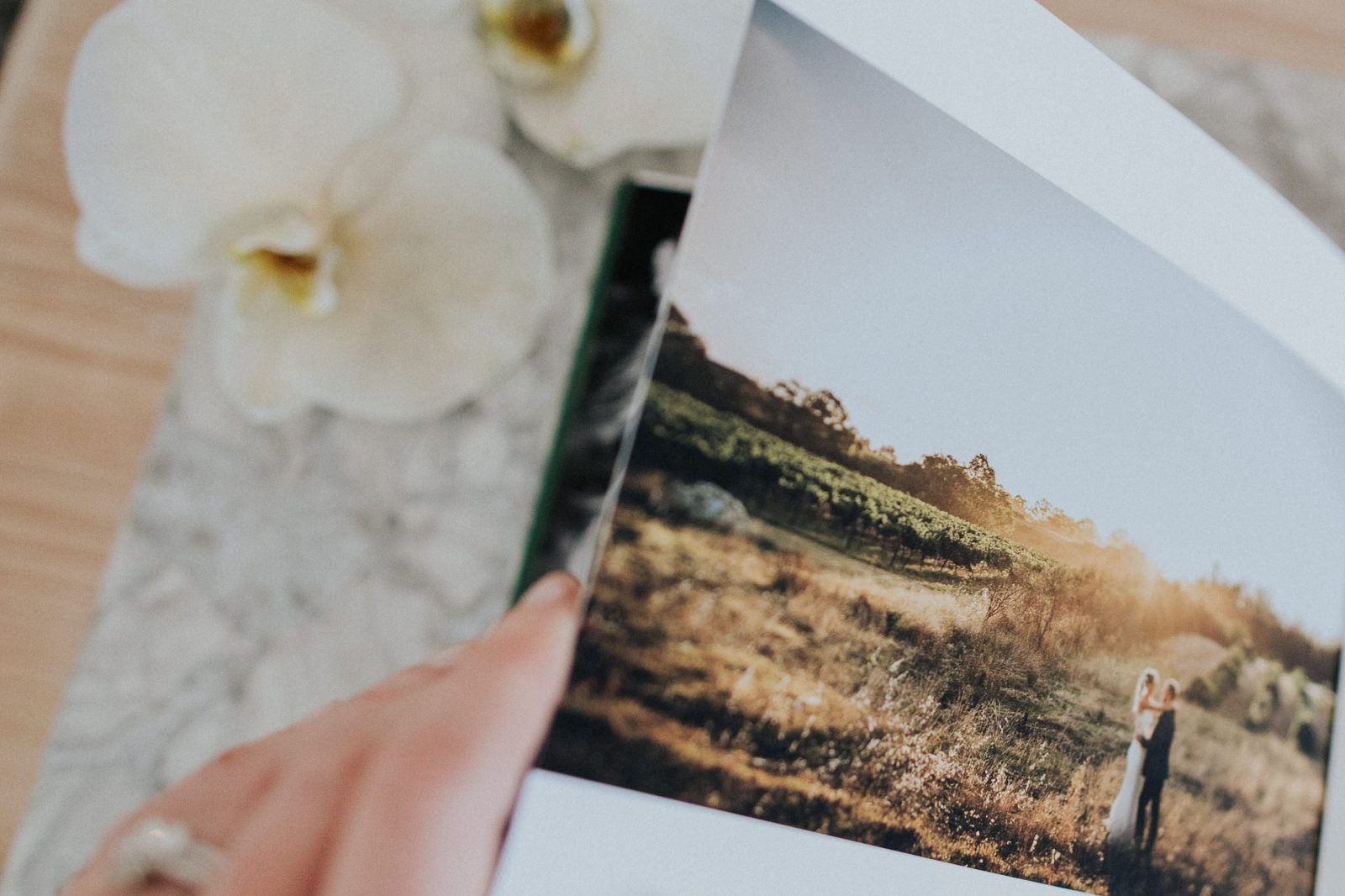 FINE ART WEDDING ALBUMS - Kate Drennan Photography